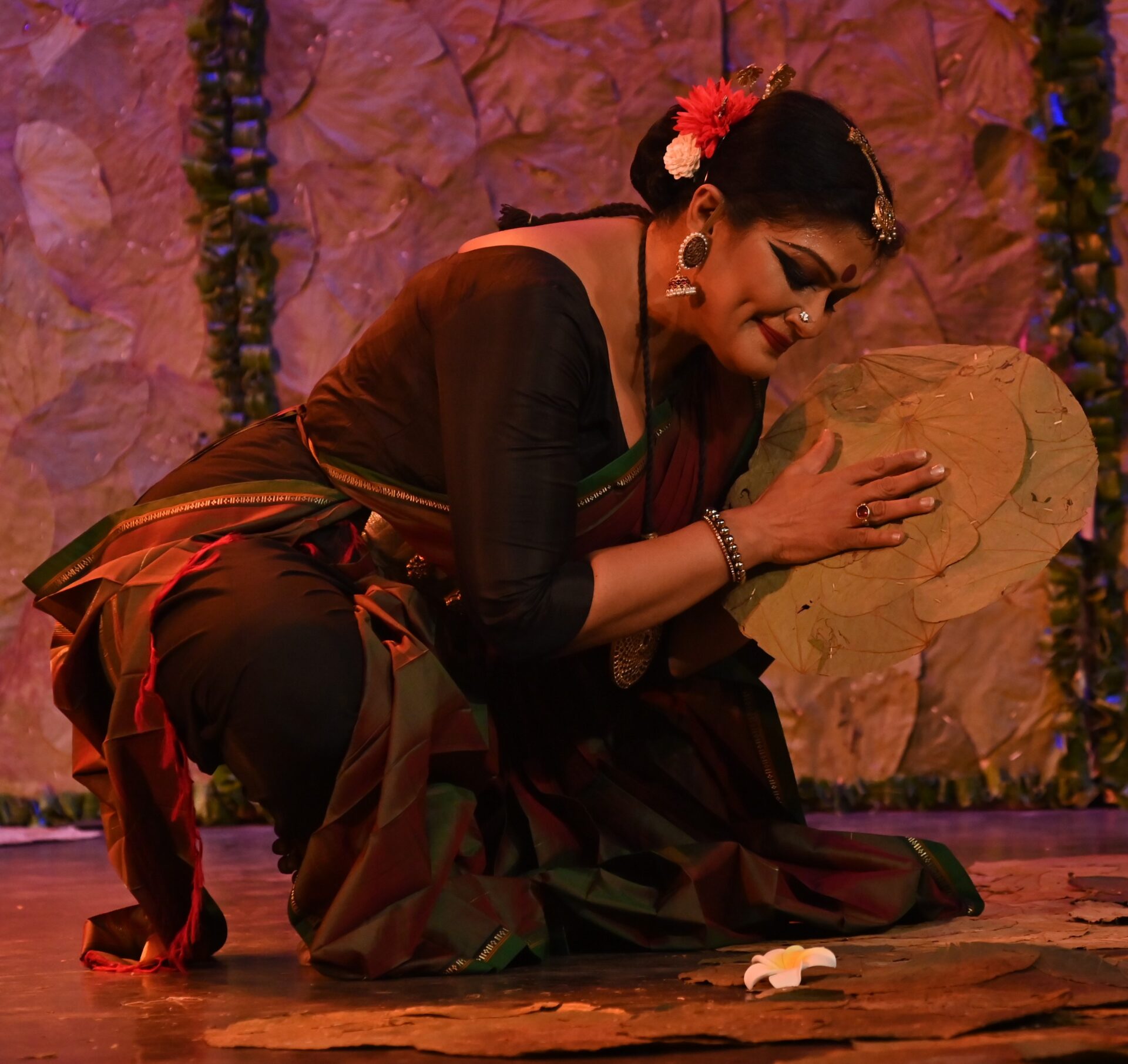 "An Artist Should Read," Geeta Chandran